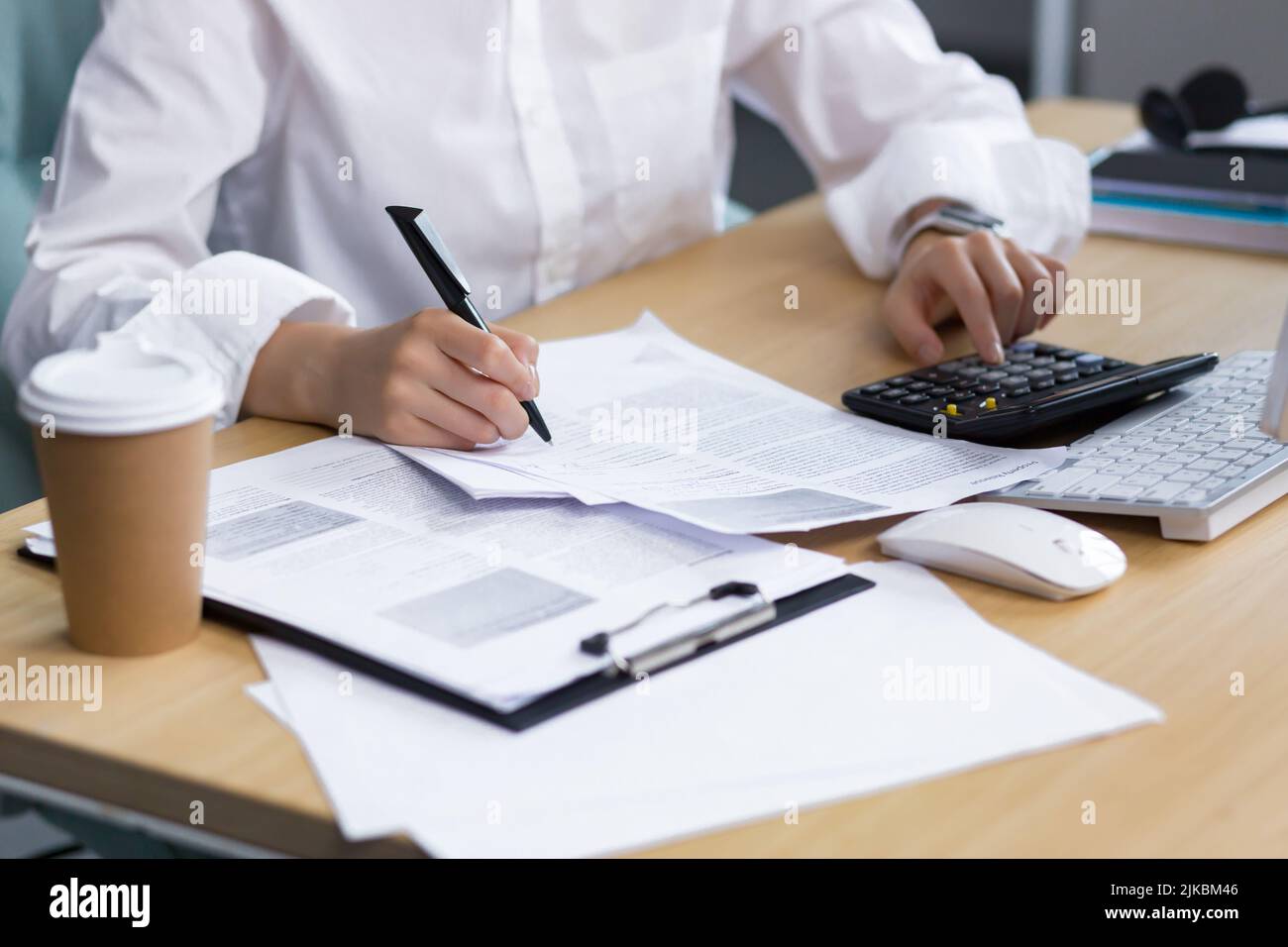 Calculate checklist hi-res stock photography and images - Alamy