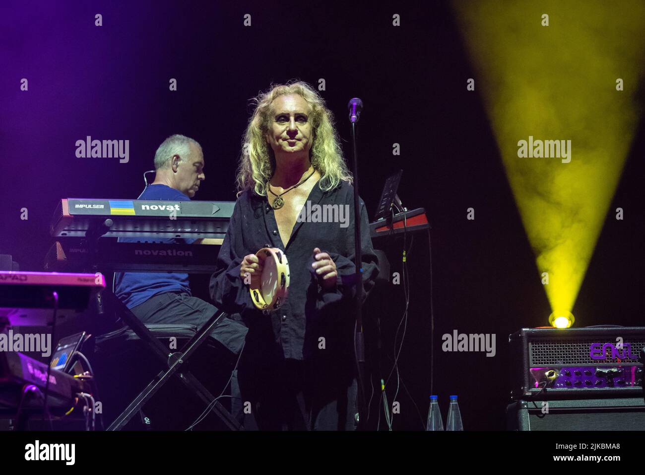 Concert of Steve Hackett, legendary guitarist of Genesis with Genesis ...