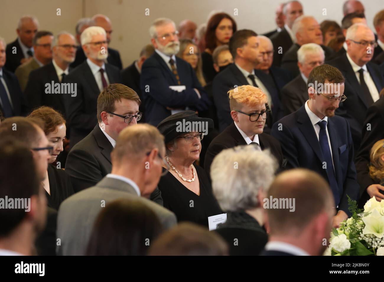 (left to right) Sarah, Nicholas, Lady Daphne, Victoria and Richard ...