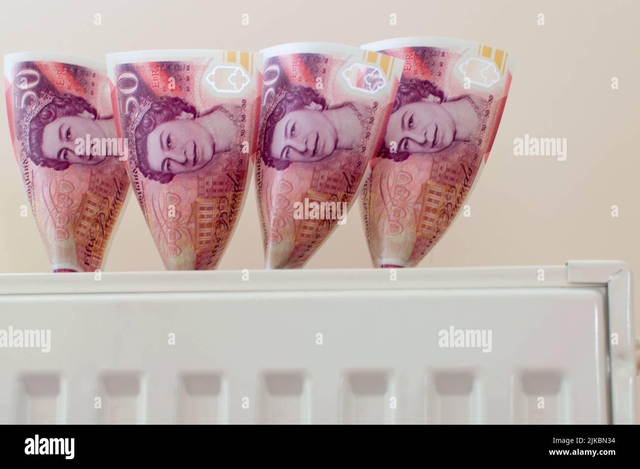 Money sterling notes and energy hi-res stock photography and images - Alamy