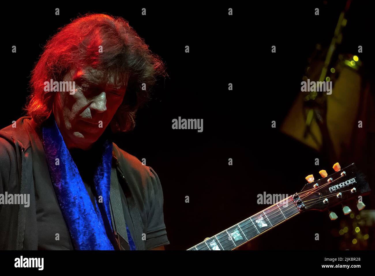 Concert of Steve Hackett, legendary guitarist of Genesis with Genesis ...