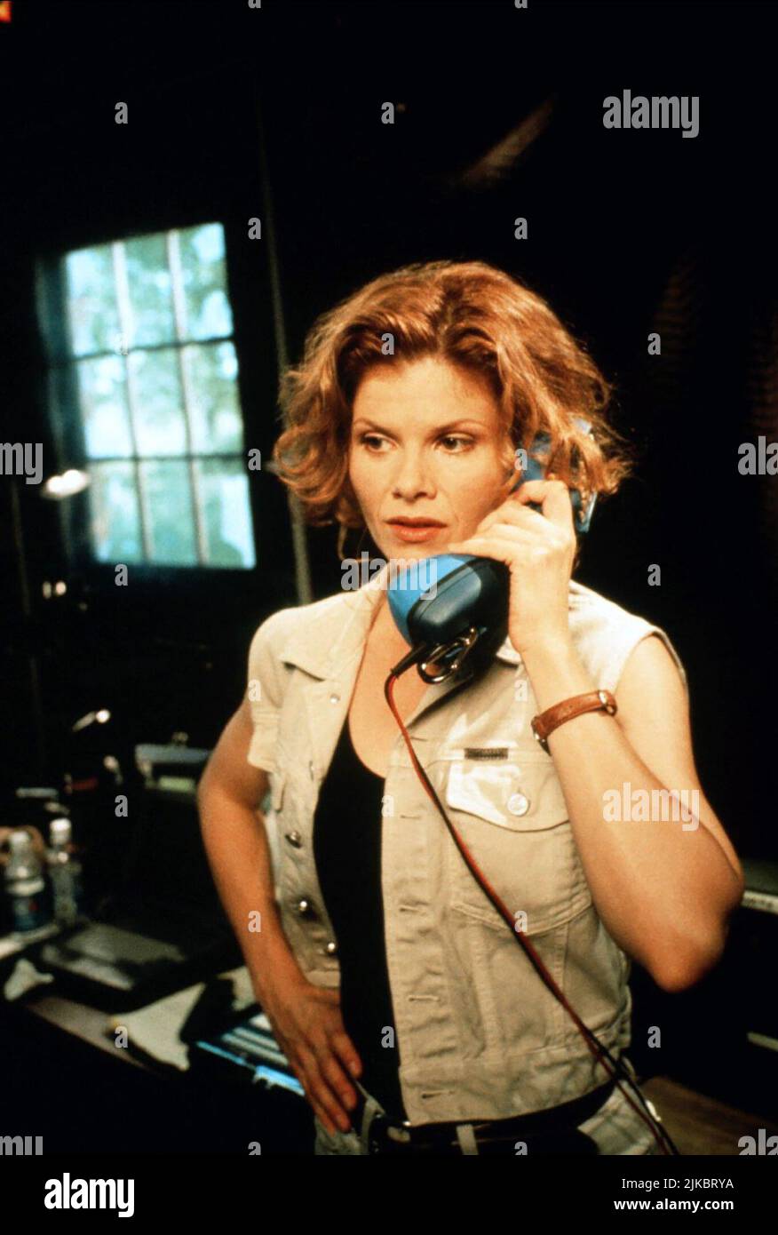 Lolita Davidovich Television: Dead Silence (1997) Characters: DET ...