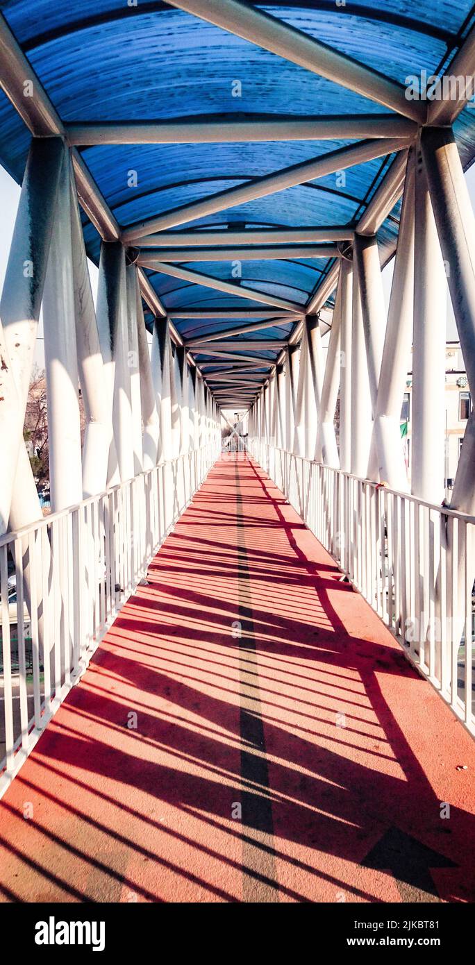 Crossed cylinder hi-res stock photography and images - Alamy