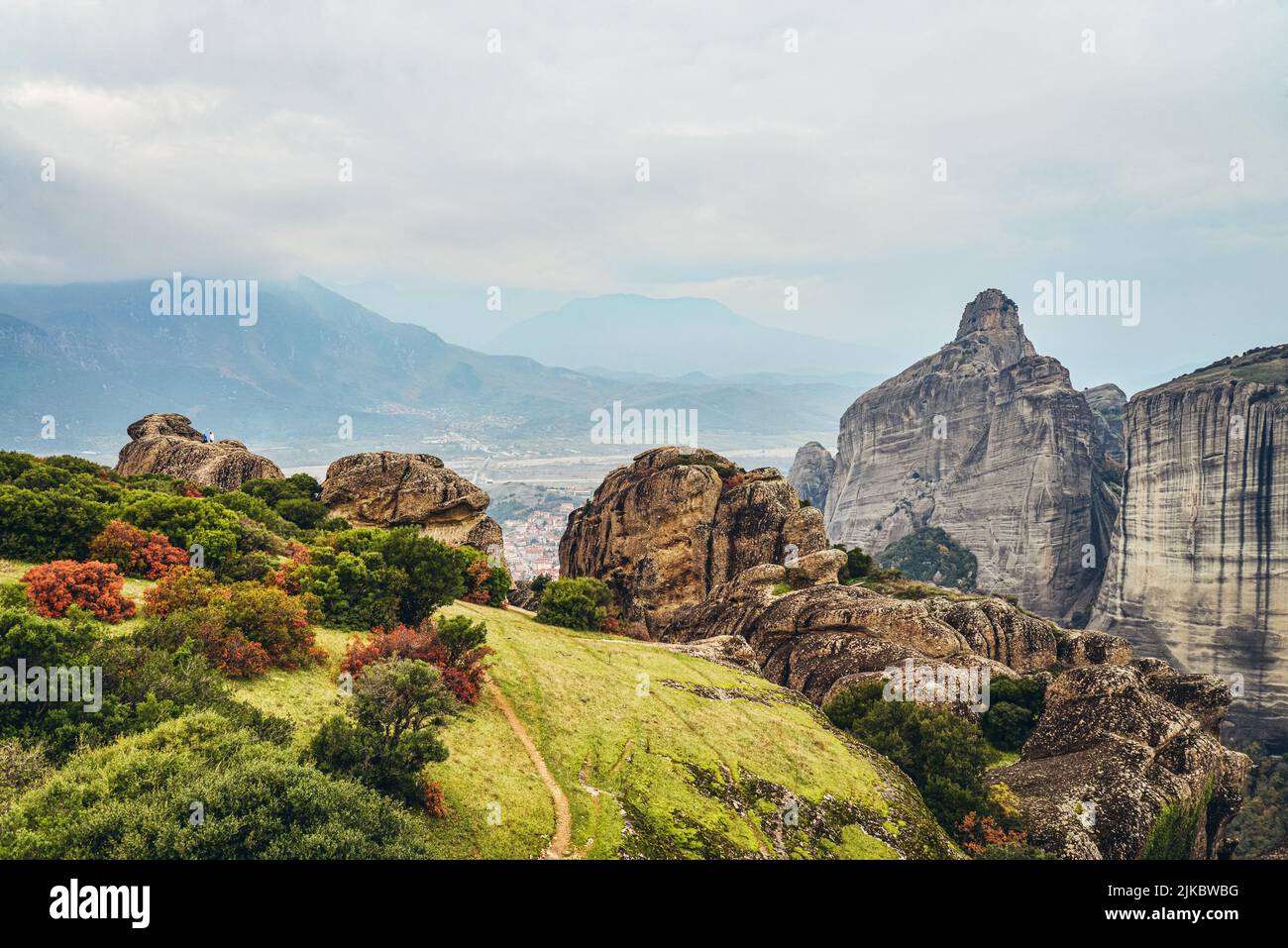 Meteora rocks in kalambaka hi-res stock photography and images - Alamy