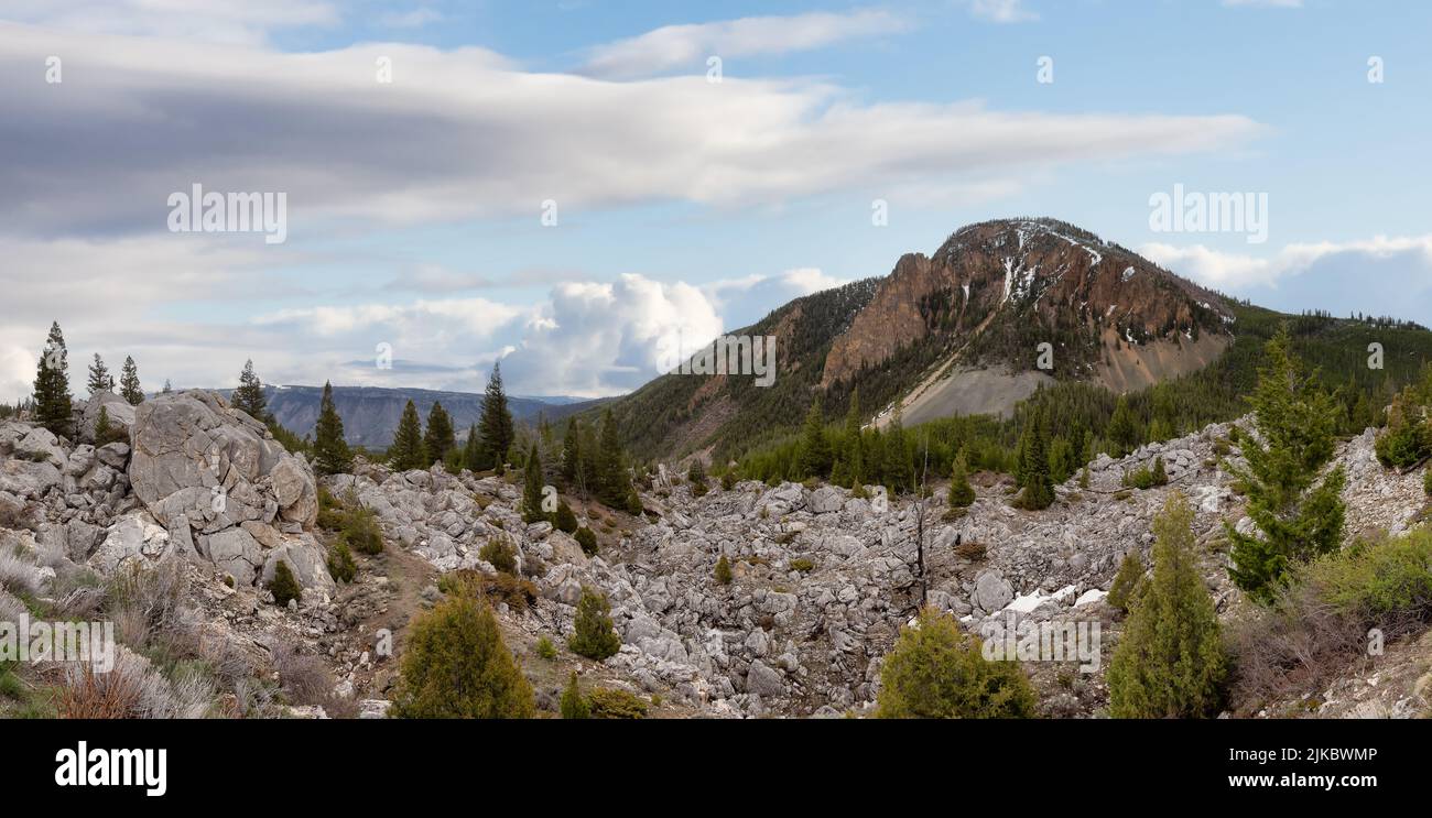 North america wyoming yellowstone hi-res stock photography and images ...