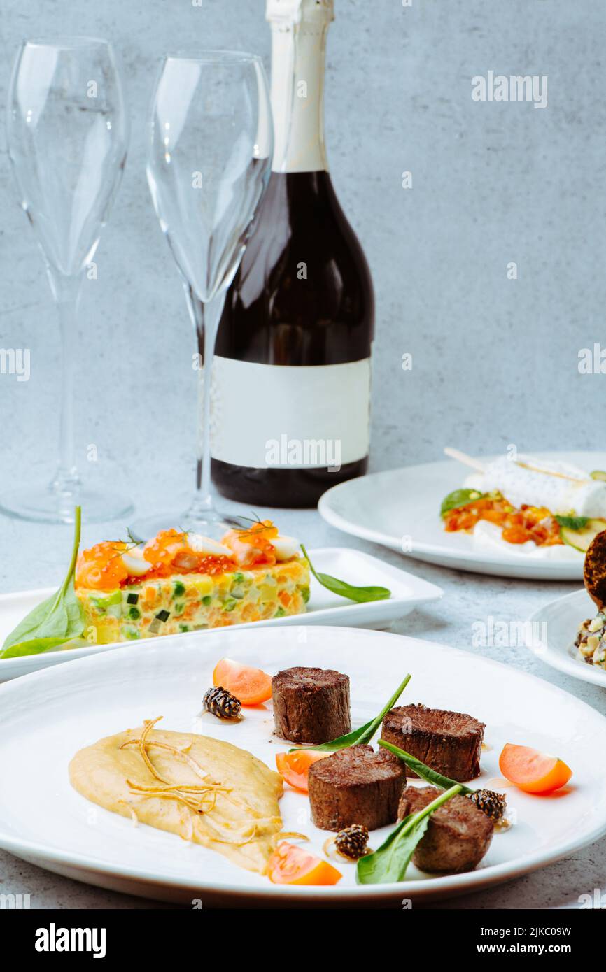 Dinner course hi-res stock photography and images - Alamy