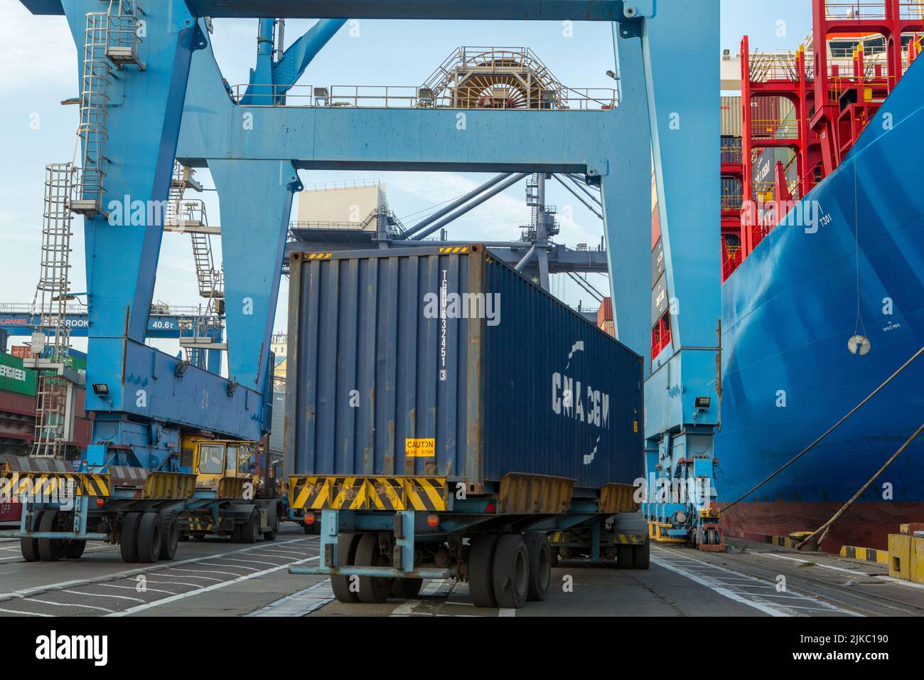 Odessa, Ukraine SIRCA 2018: Odessa sea port. Container ship COSCO in ...