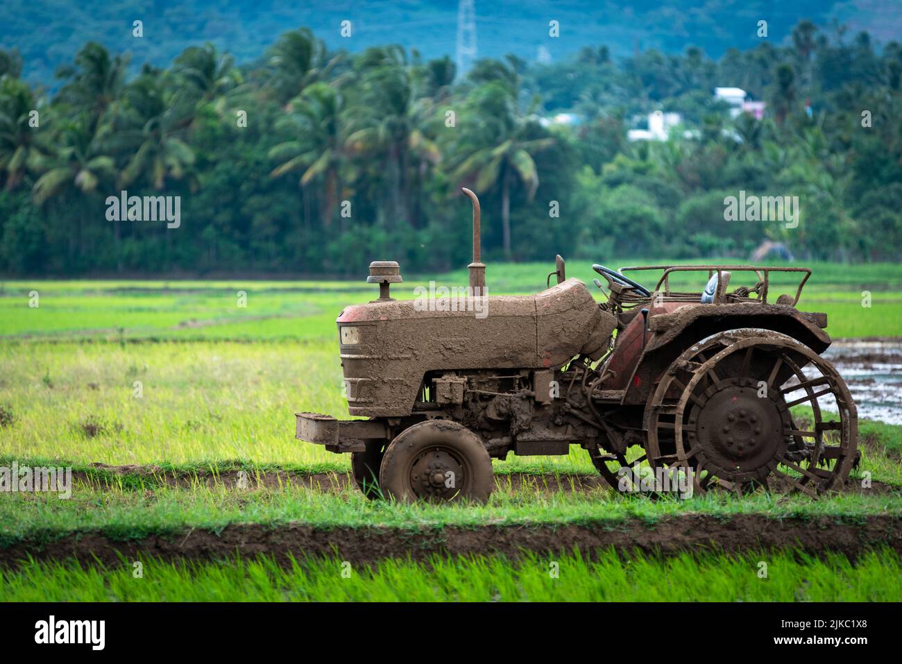 Rice tractor hi-res stock photography and images - Alamy