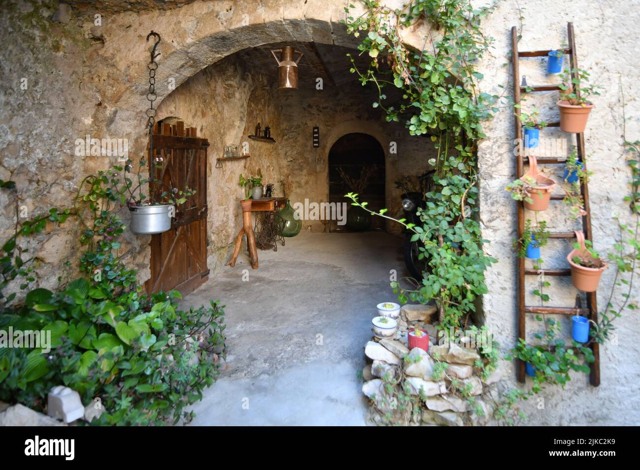 The entrance to an ancient house in Pesche, an old village in the ...