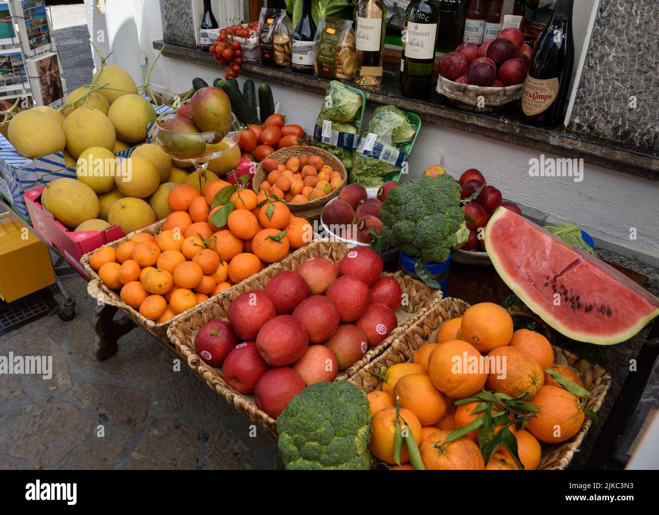 Local market mallorca hi-res stock photography and images - Alamy
