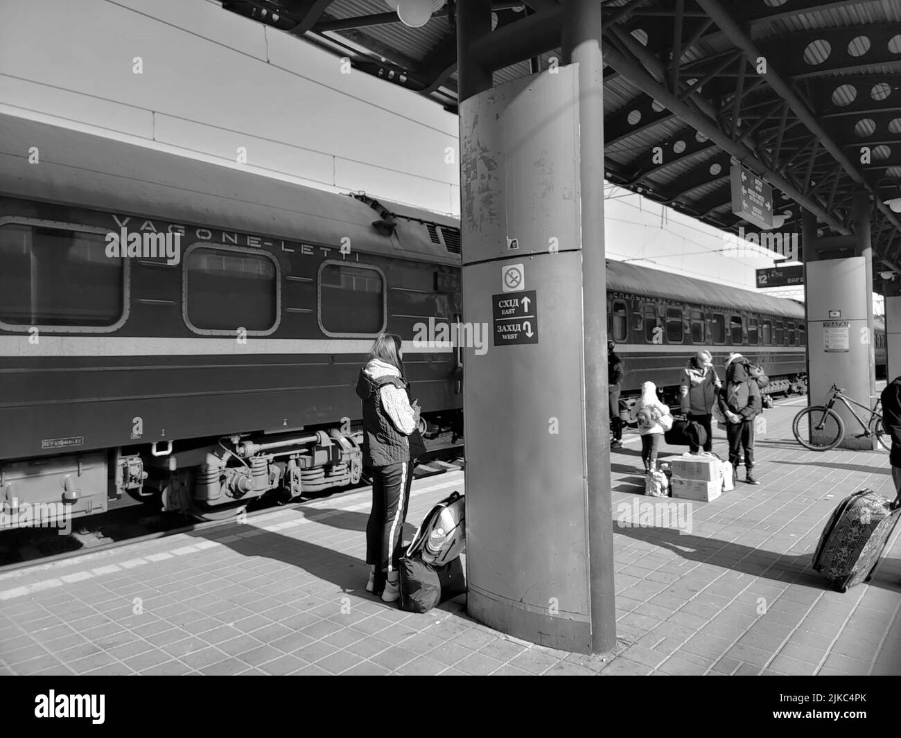 A grayscale shot of the Platform at Kiev Central train station in Kiev ...