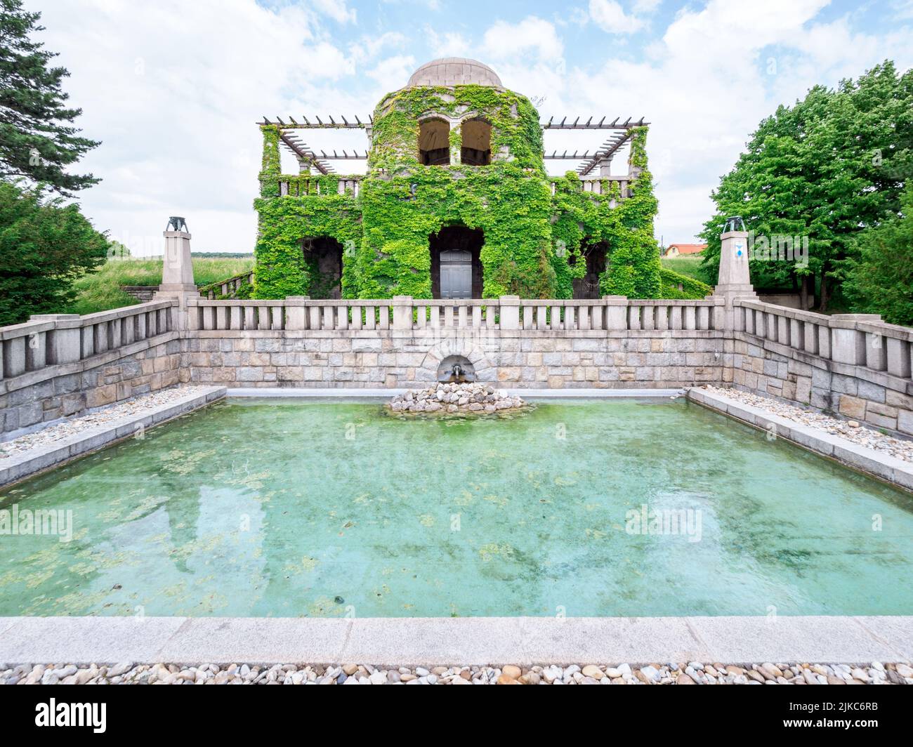 The Hackenberg Water Reservoir in Vienna, Austria Stock Photo - Alamy