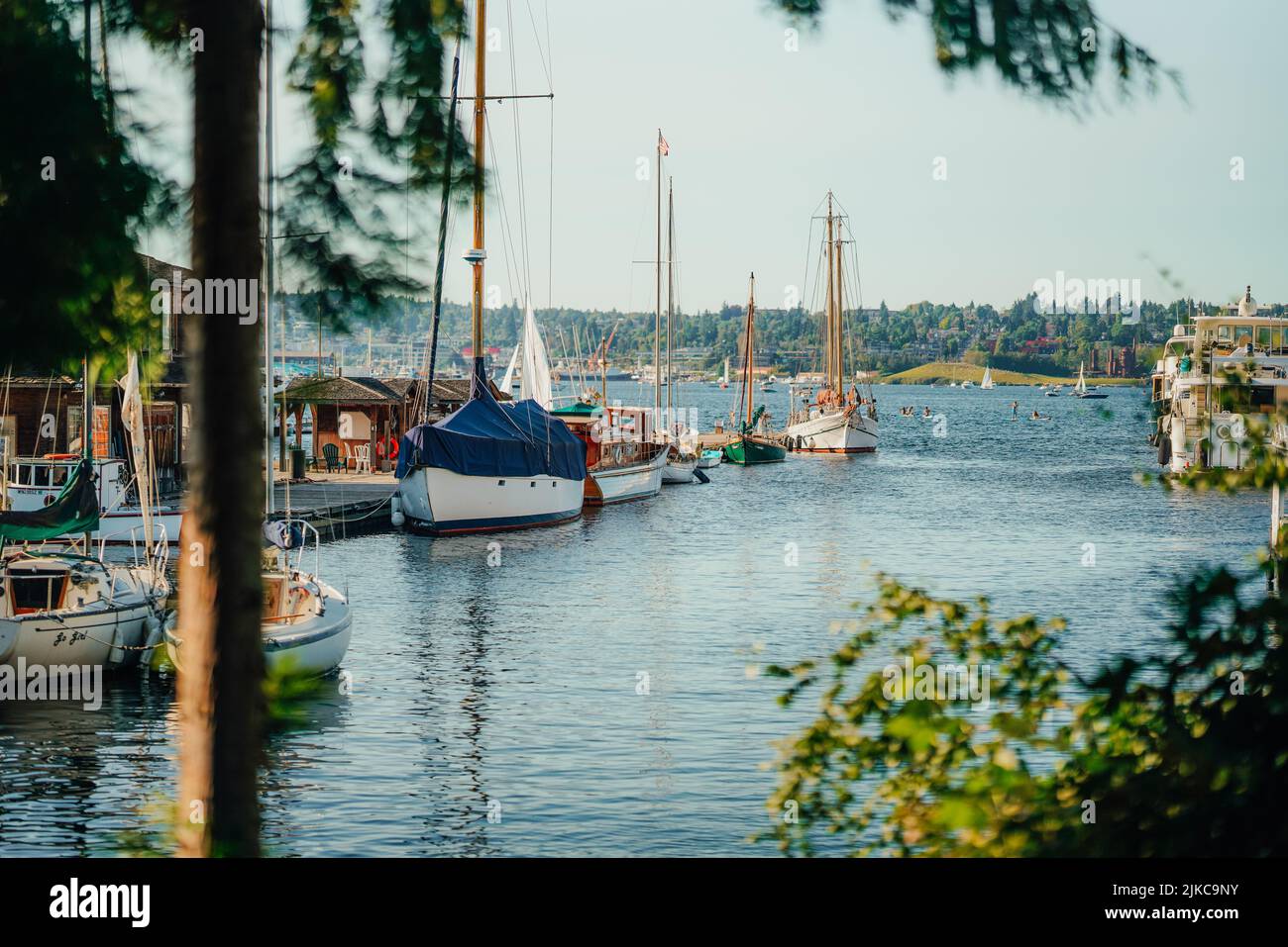 The Union Lake Harbour in Seattle, Washington, USA, on a bright sunny ...