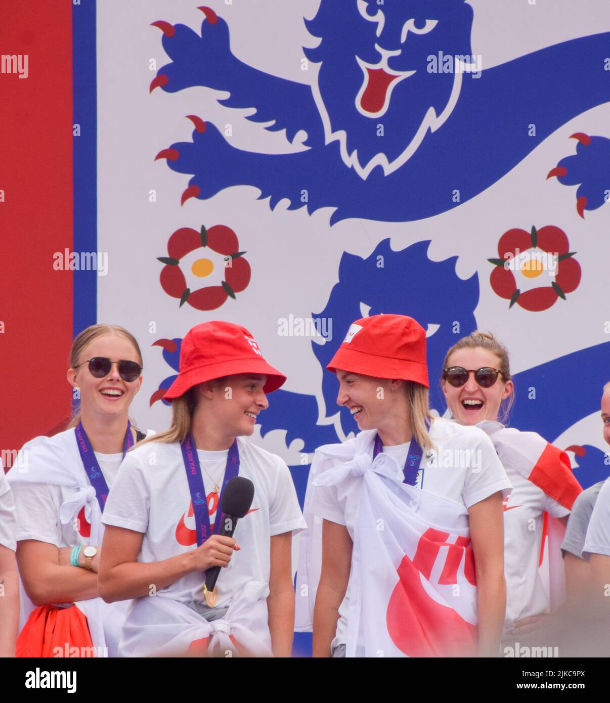 London, UK. 1st August 2022. The Lionesses on stage. Thousands of ...