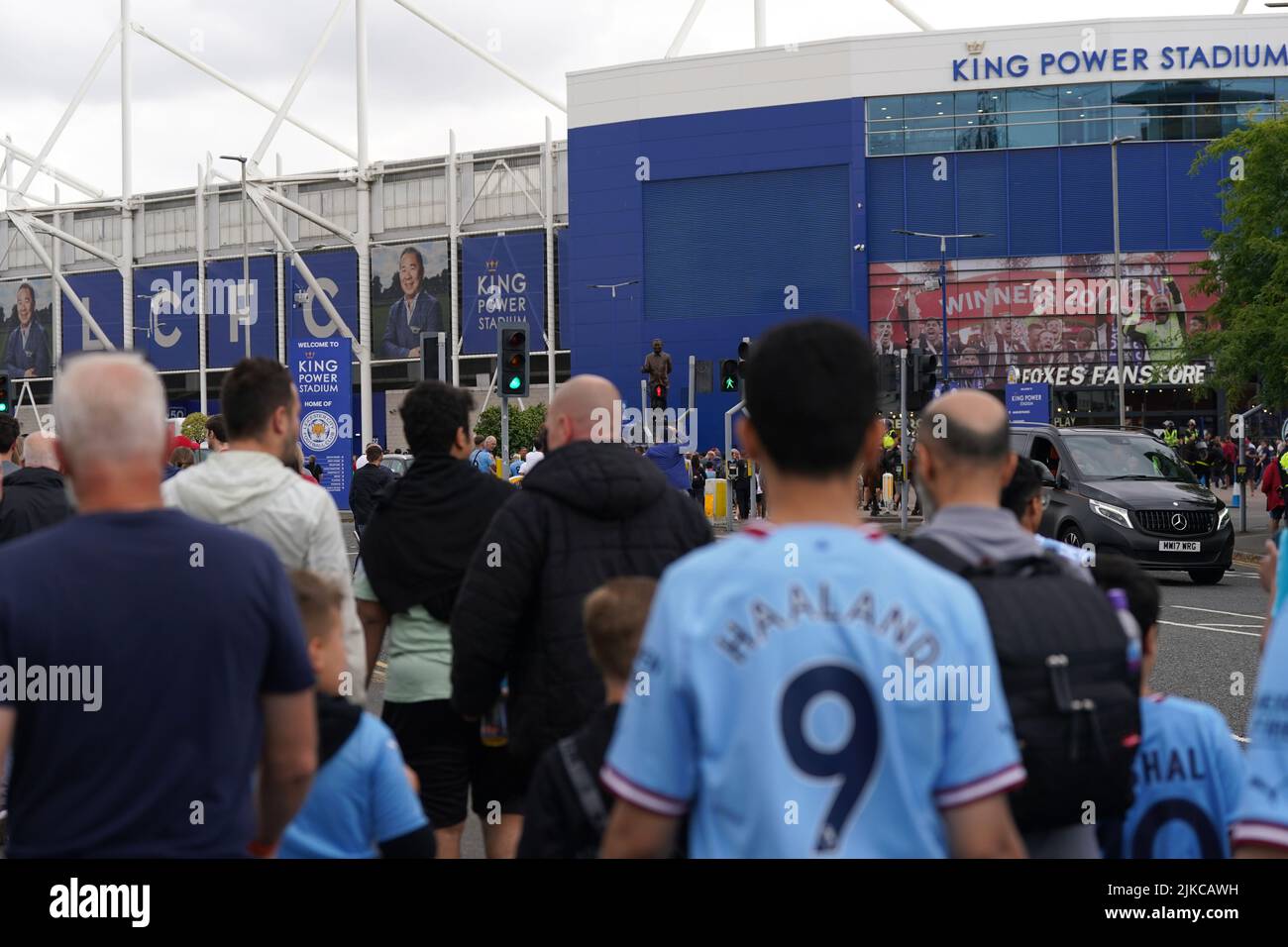 Manchester city community shield 2022 hi-res stock photography and ...