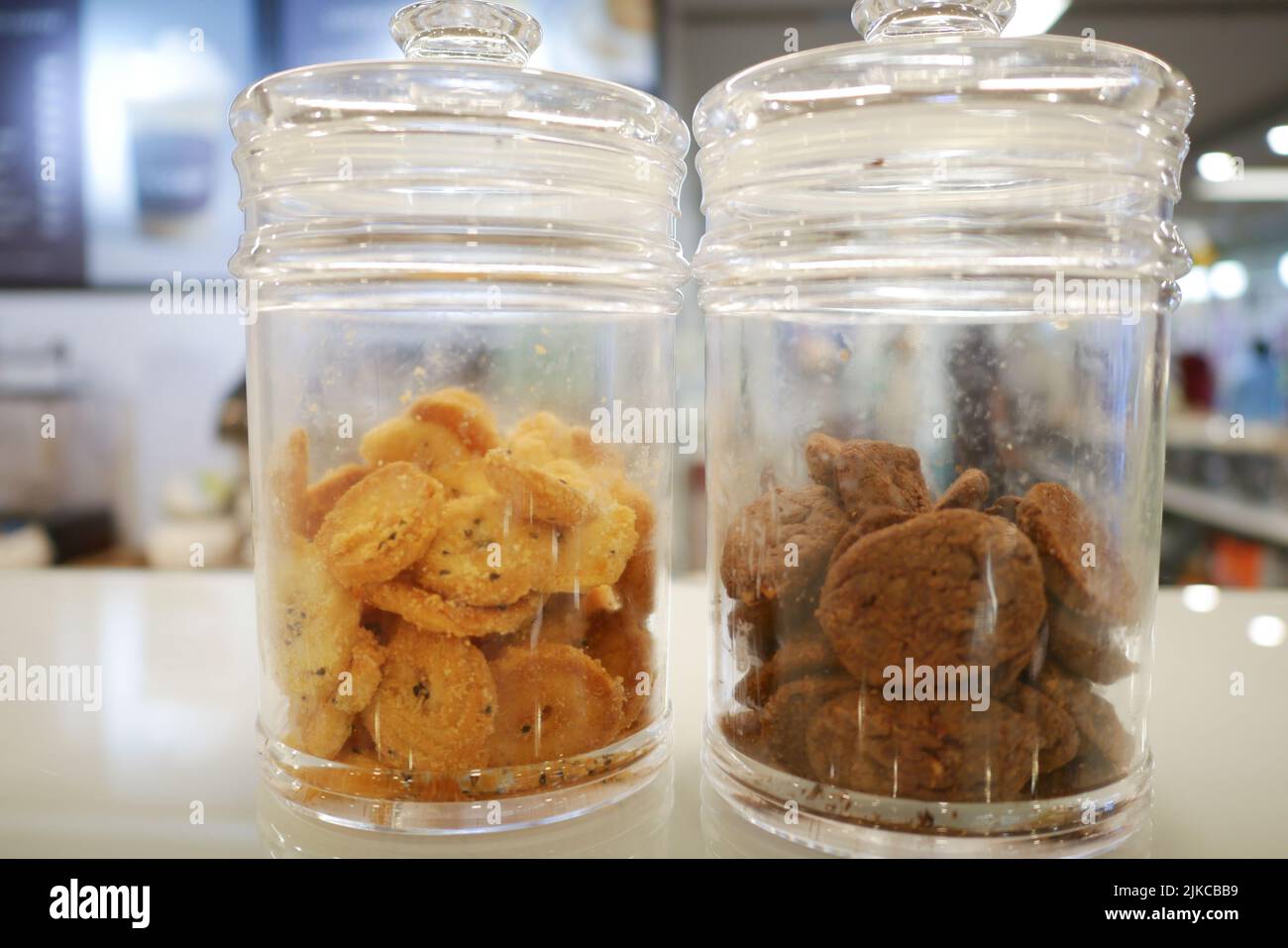 Many cookies in jar hi-res stock photography and images - Alamy