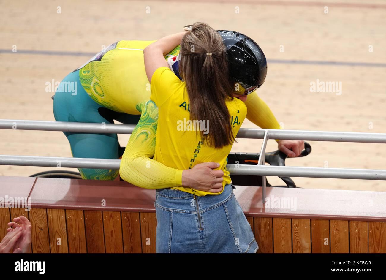 Australia's Matthew Glaetzer celebrates winning the Men's 1000m Time ...