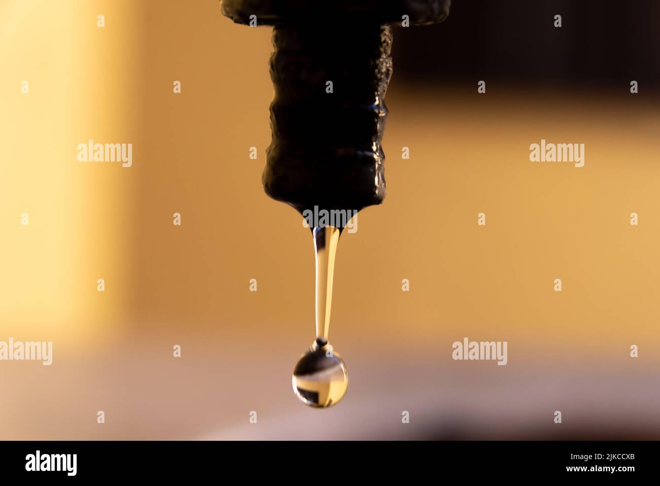 Faucet dripping hi-res stock photography and images - Alamy
