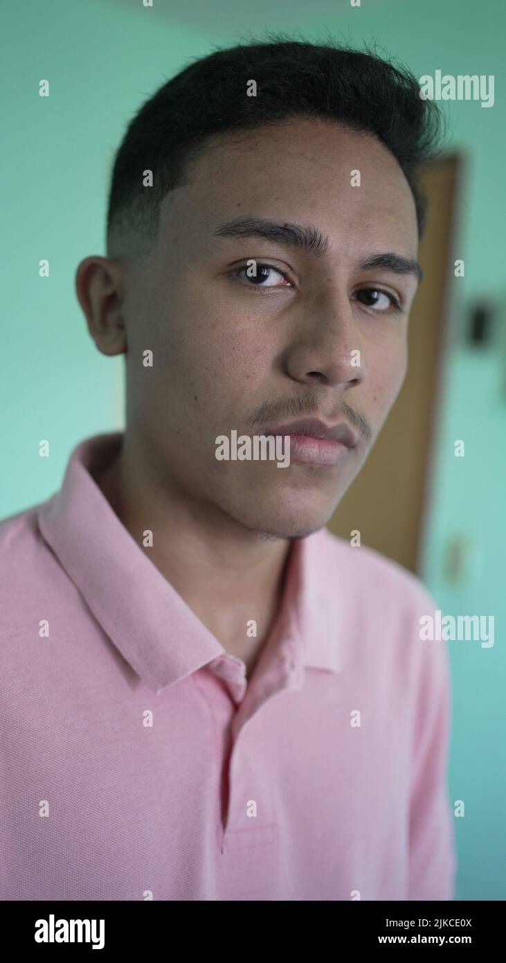 Vertical video smiling latin young hi-res stock photography and images ...