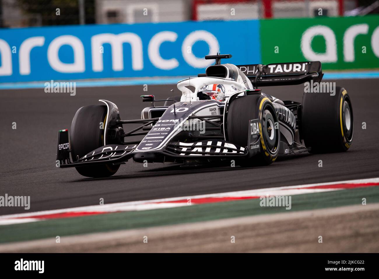 10 GASLY Pierre (fra), Scuderia AlphaTauri AT03, action during the Formula 1 Aramco Magyar ...