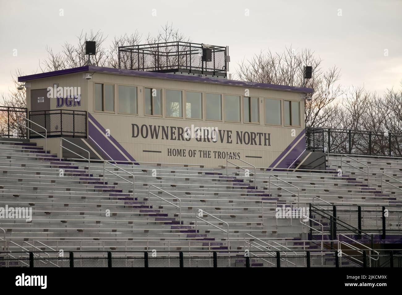 High press hi-res stock photography and images - Alamy