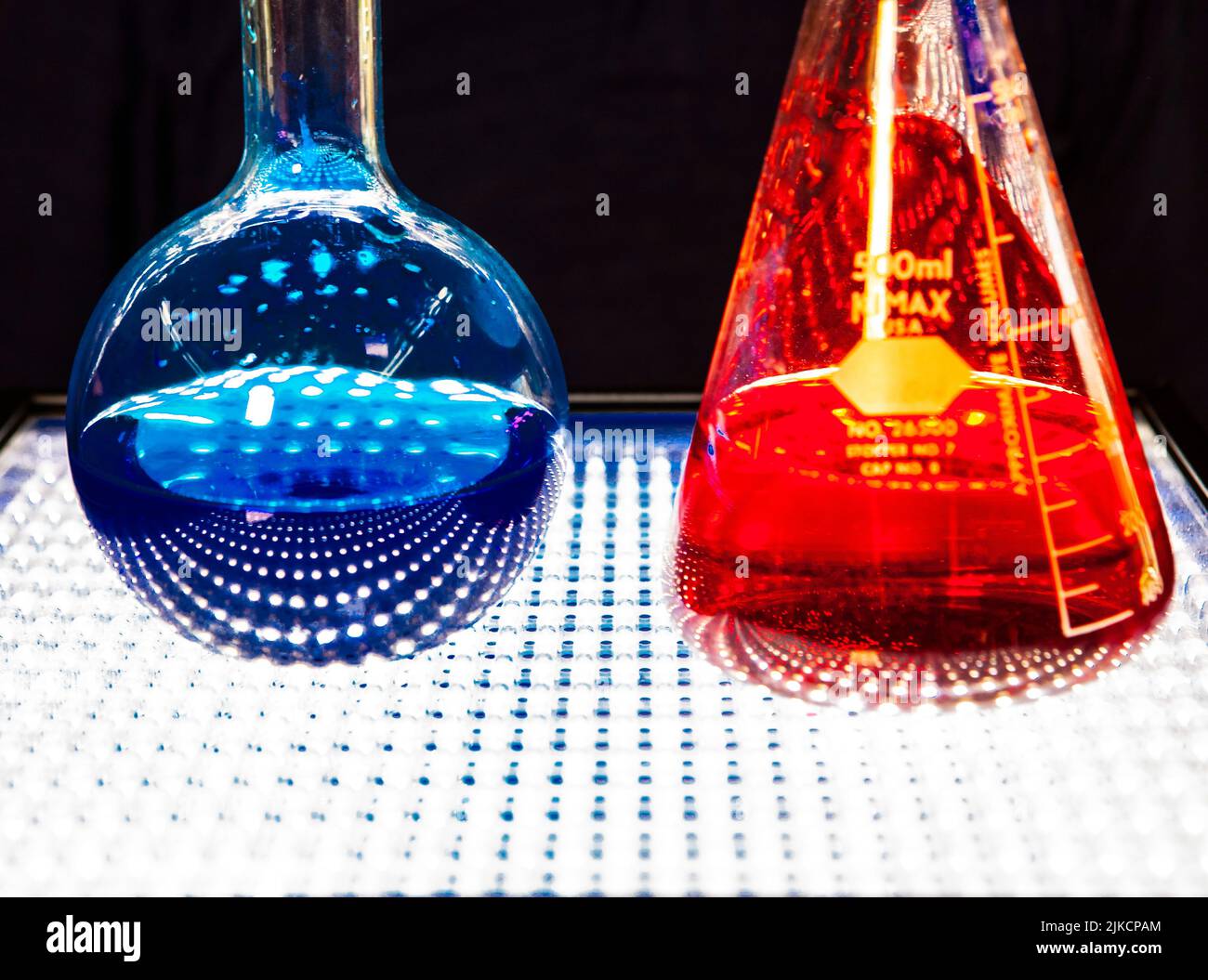 Laboratory at refinery in North Dakota Stock Photo - Alamy