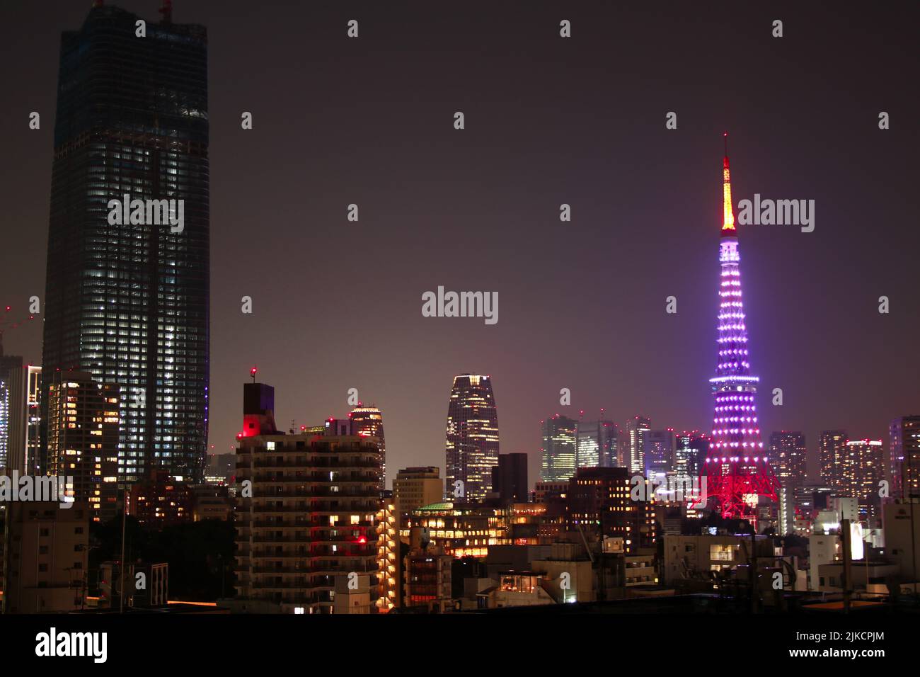 Beautiful shot tokyo tower hi-res stock photography and images - Alamy