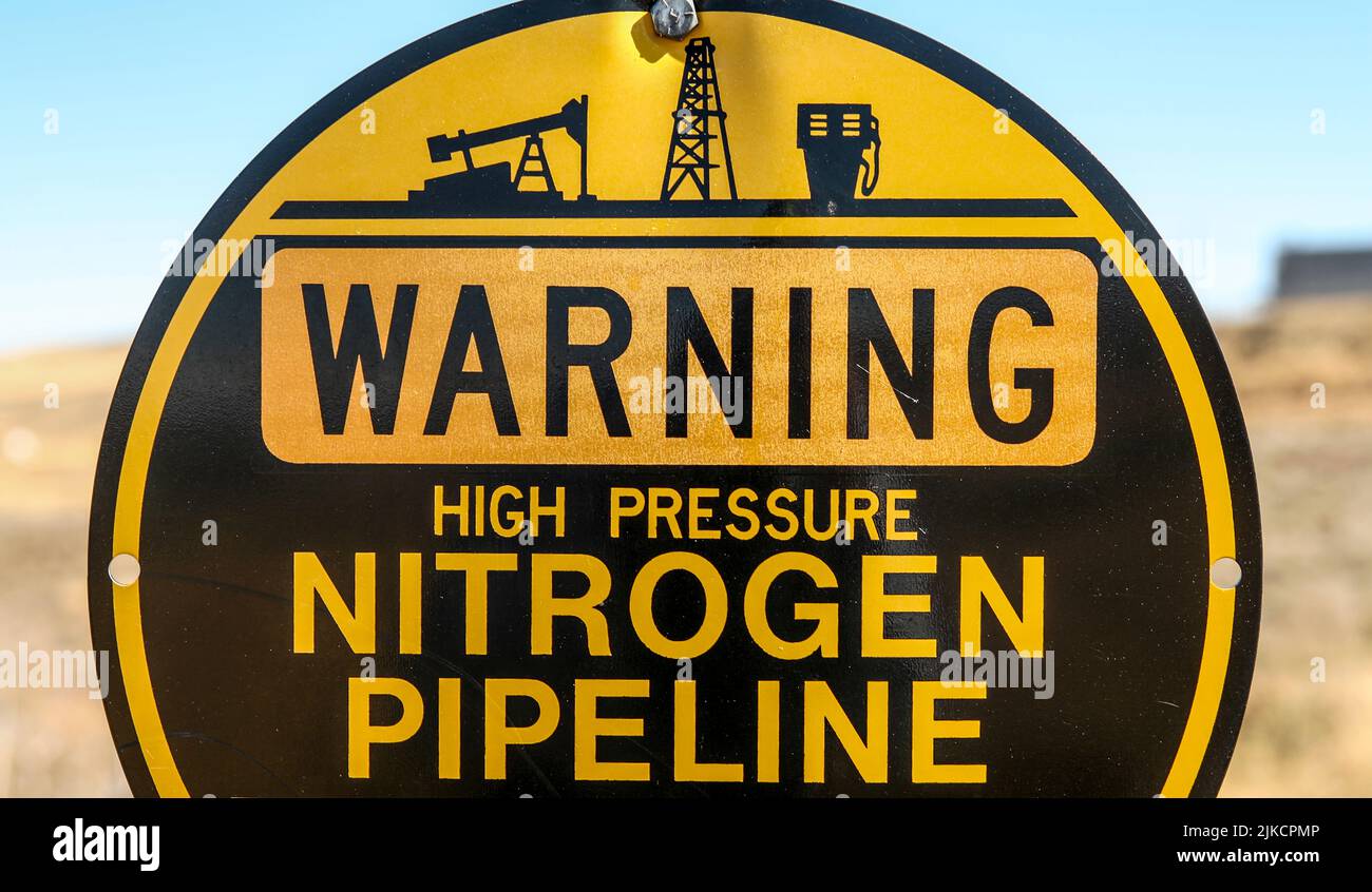 High pressure pipeline hi-res stock photography and images - Alamy