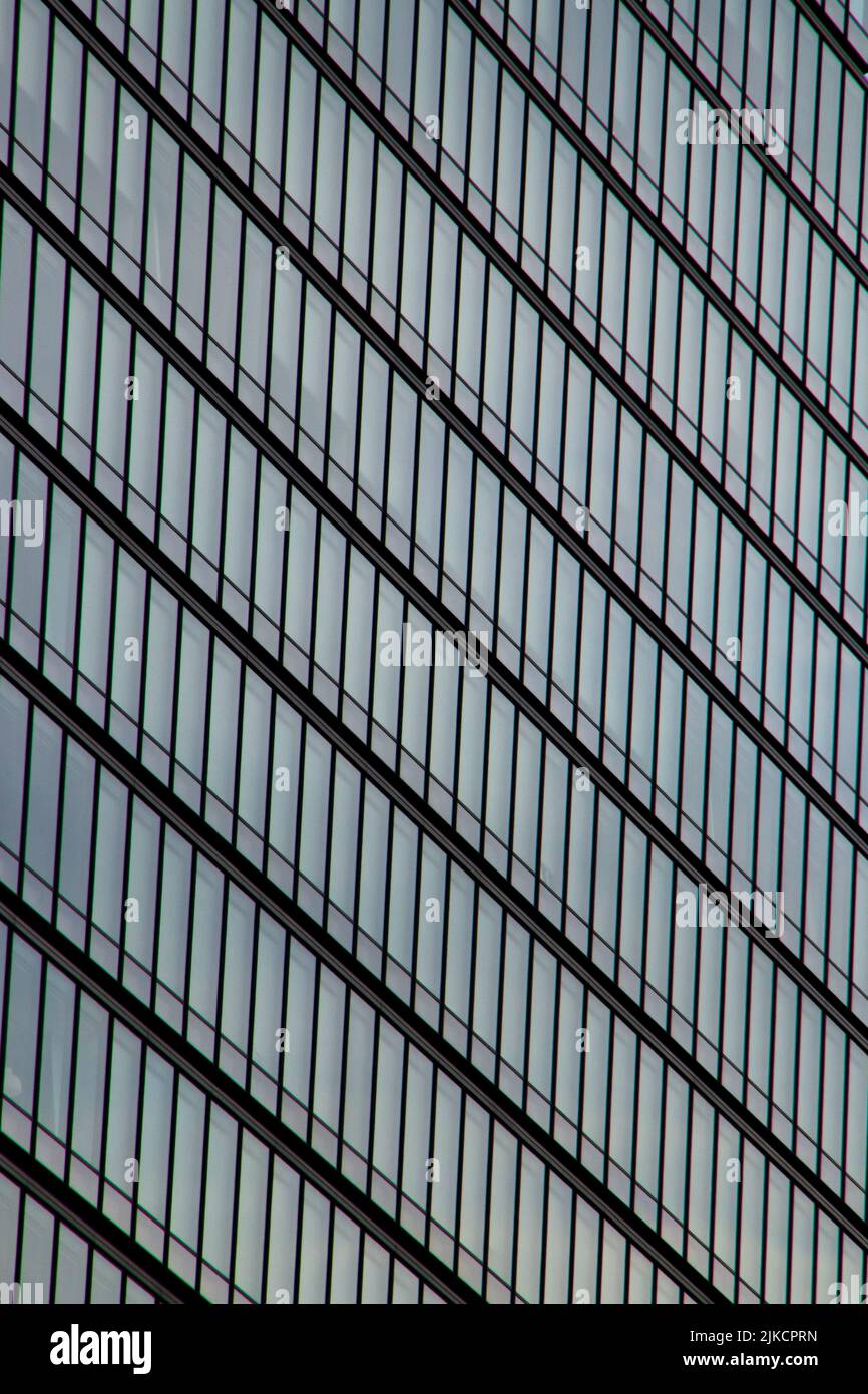 Glass construction vertical hi-res stock photography and images - Alamy