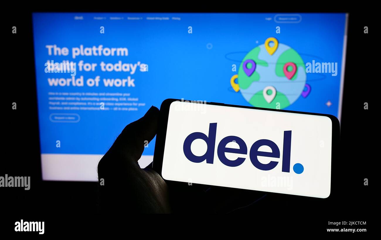 Deel payroll hi-res stock photography and images - Alamy