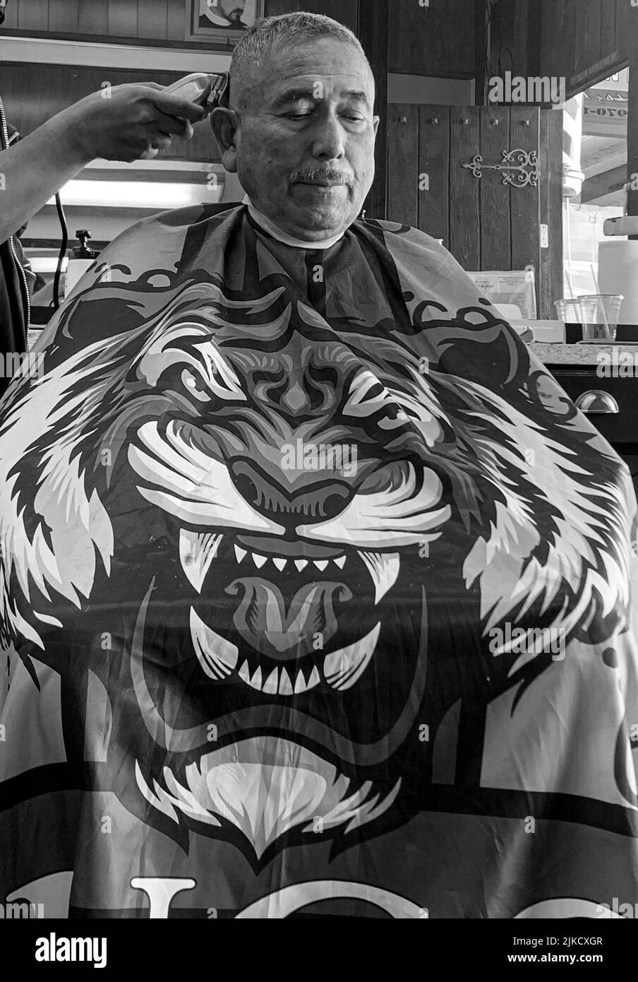 Man barber beard Black and White Stock Photos & Images - Alamy