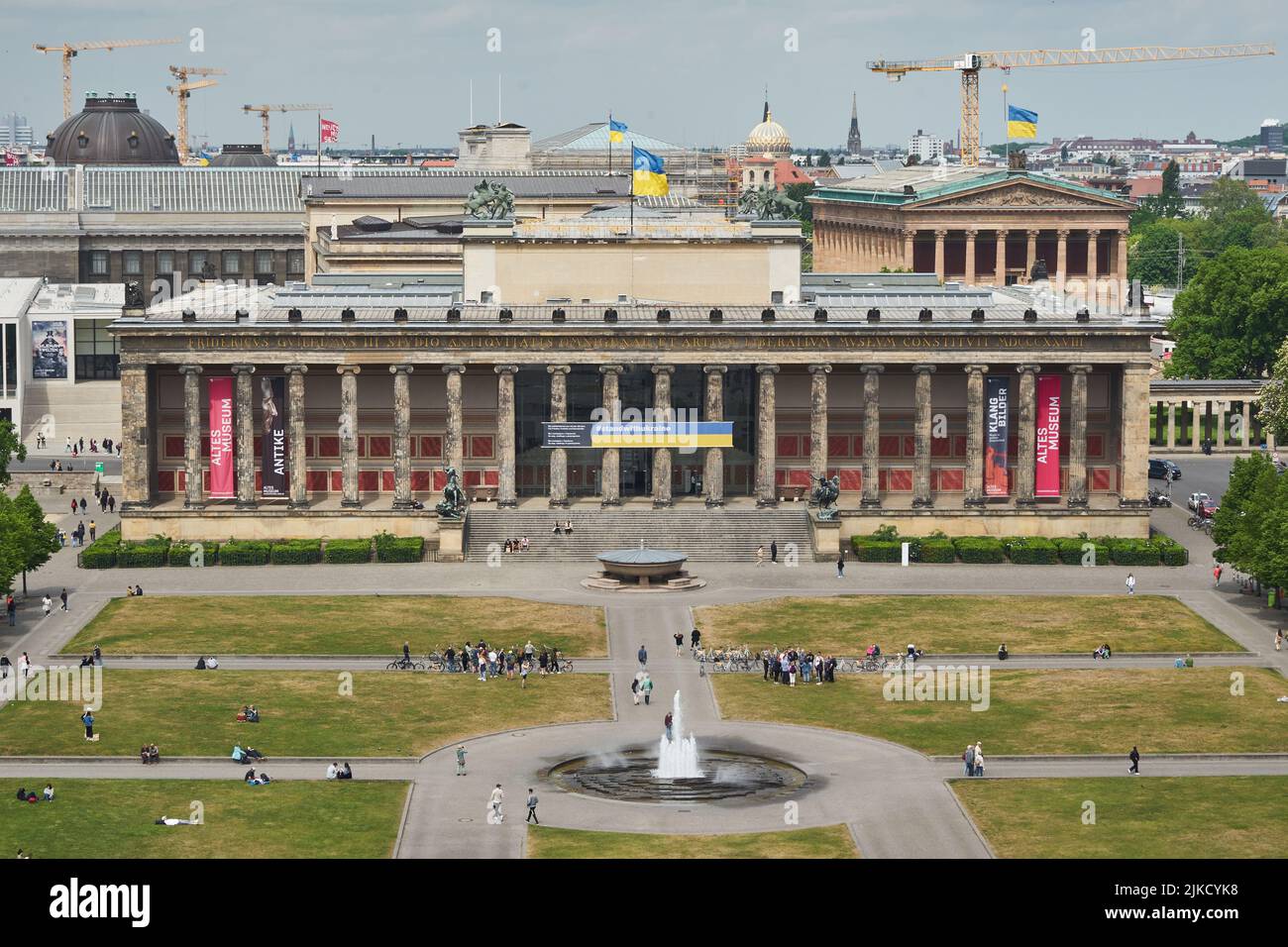 Das alte museum berlin hi-res stock photography and images - Alamy