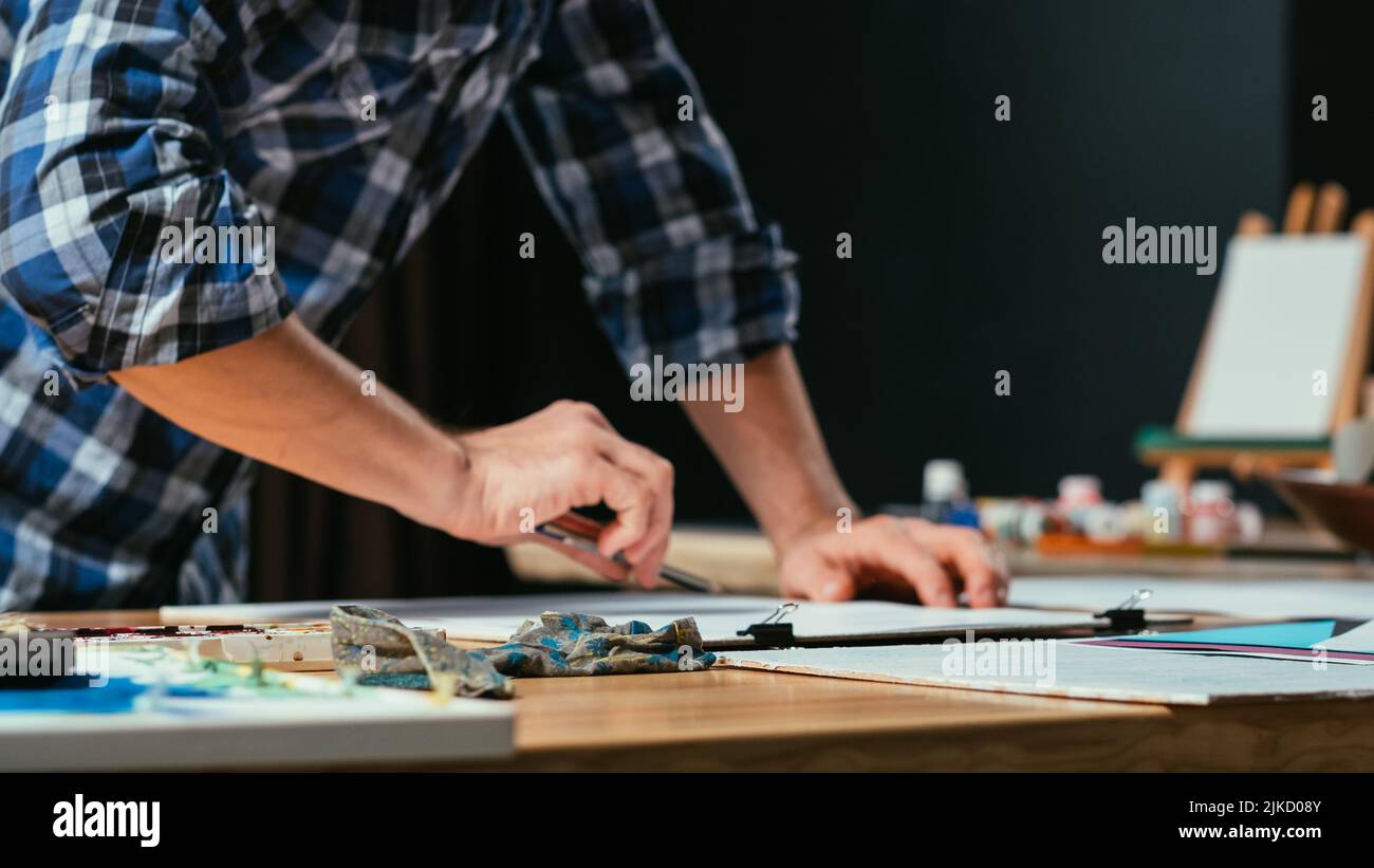 Process drawing hi-res stock photography and images - Alamy