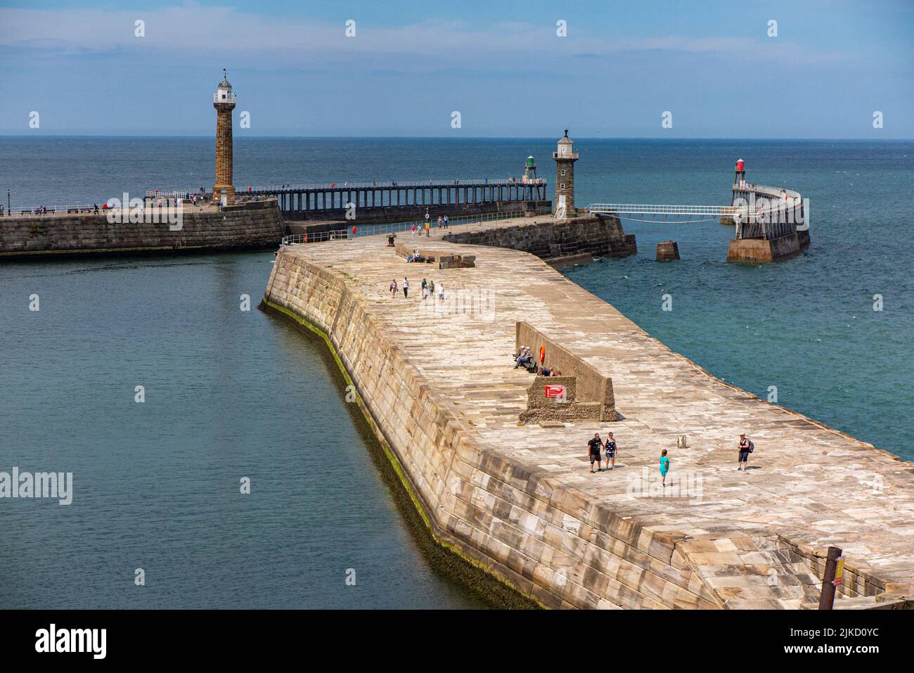 Whitby sights hi-res stock photography and images - Alamy