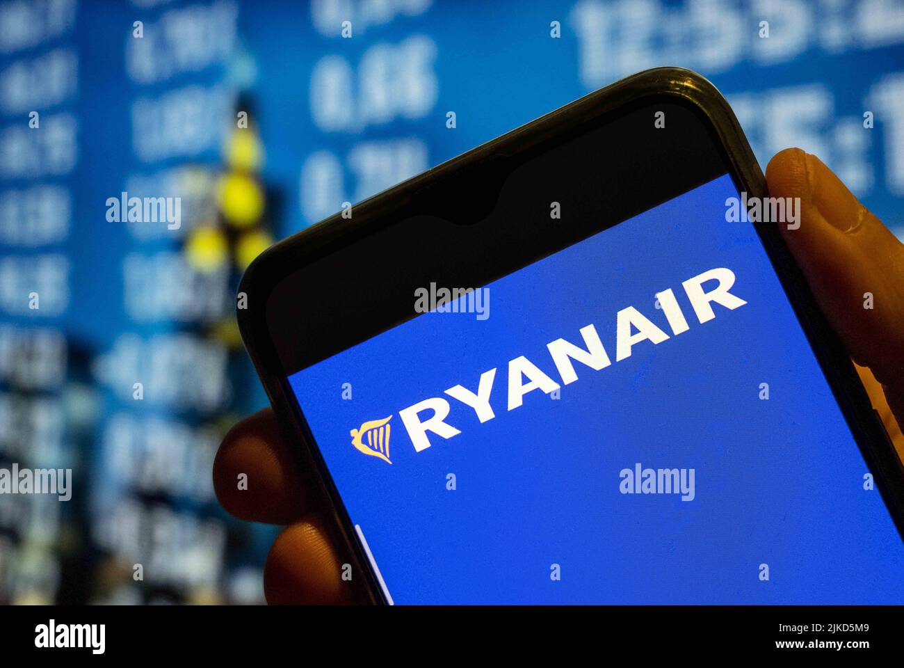 Photo illustration ryanair logo hi-res stock photography and images - Alamy