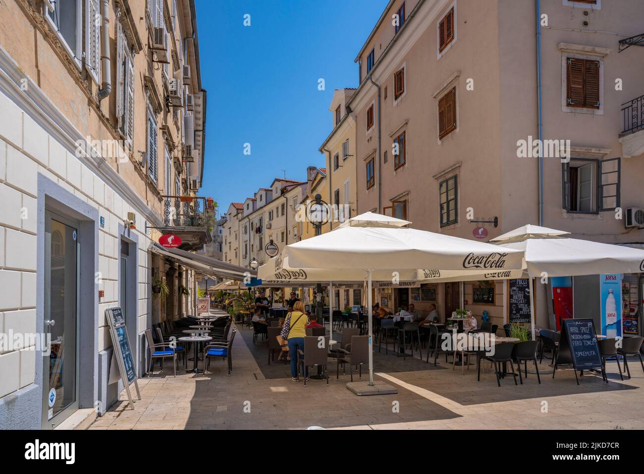 View of alfresco eating cafe restaurant and ornate architecture on the ...