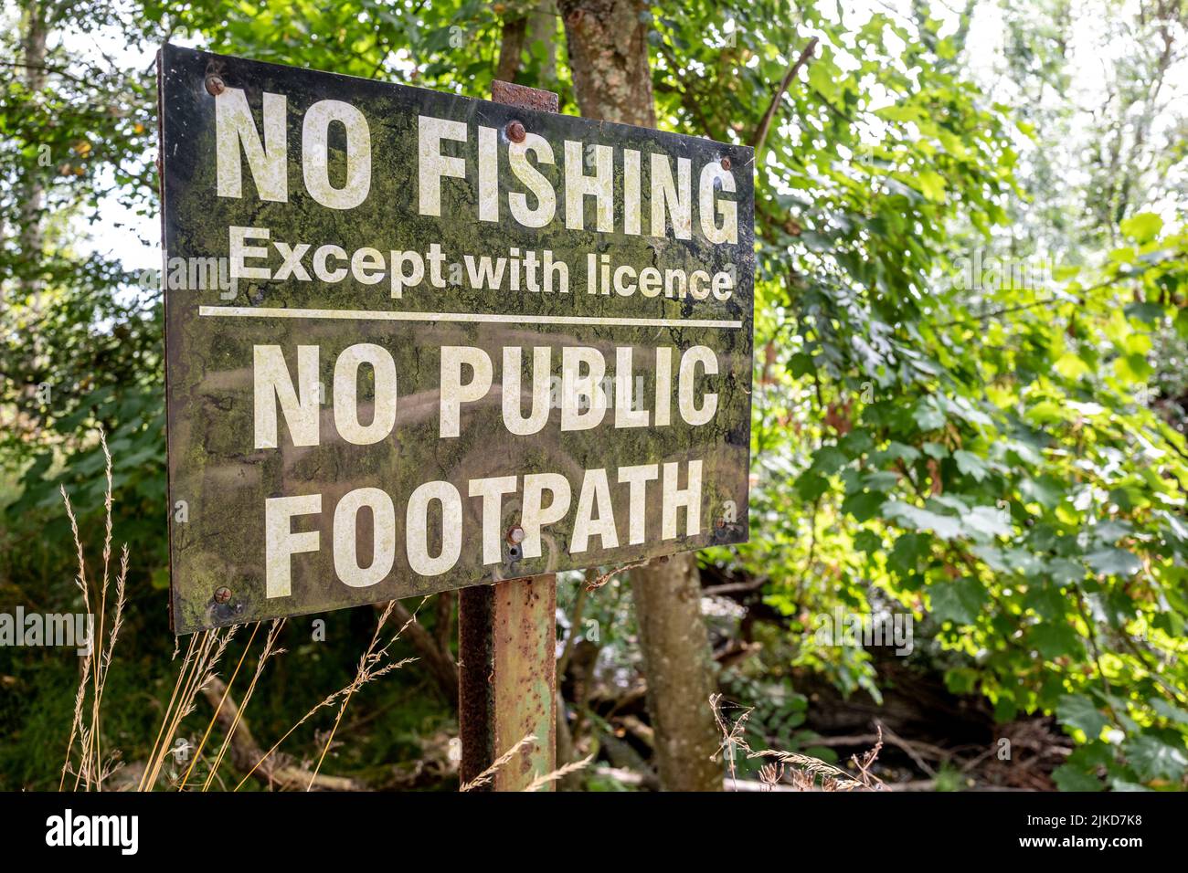 Barcombe, July 30th 2022: 'No Fishing' signage near Barcombe Stock ...