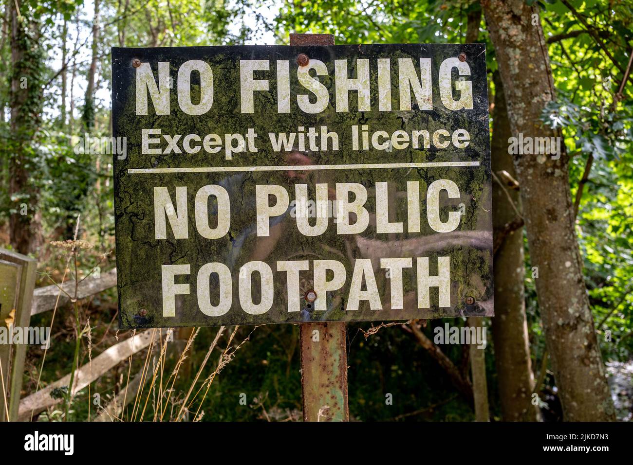 Barcombe, July 30th 2022: 'No Fishing' signage near Barcombe Stock ...