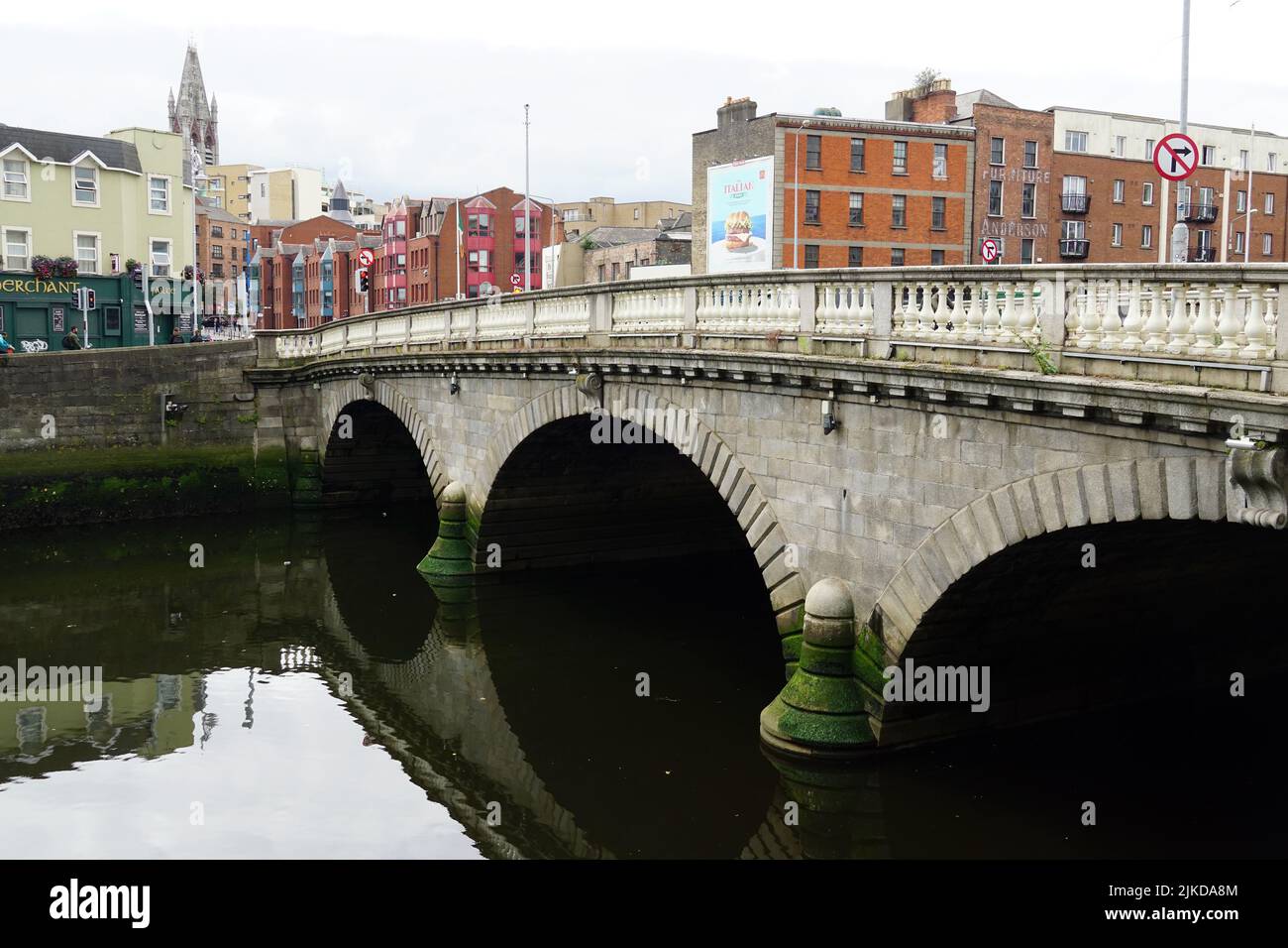 Droichead ui dhonnabhain rosa hi-res stock photography and images - Alamy