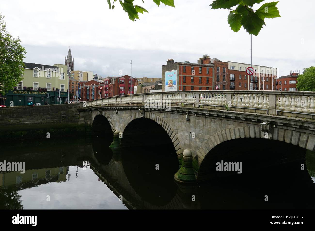 Droichead ui dhonnabhain rosa hi-res stock photography and images - Alamy