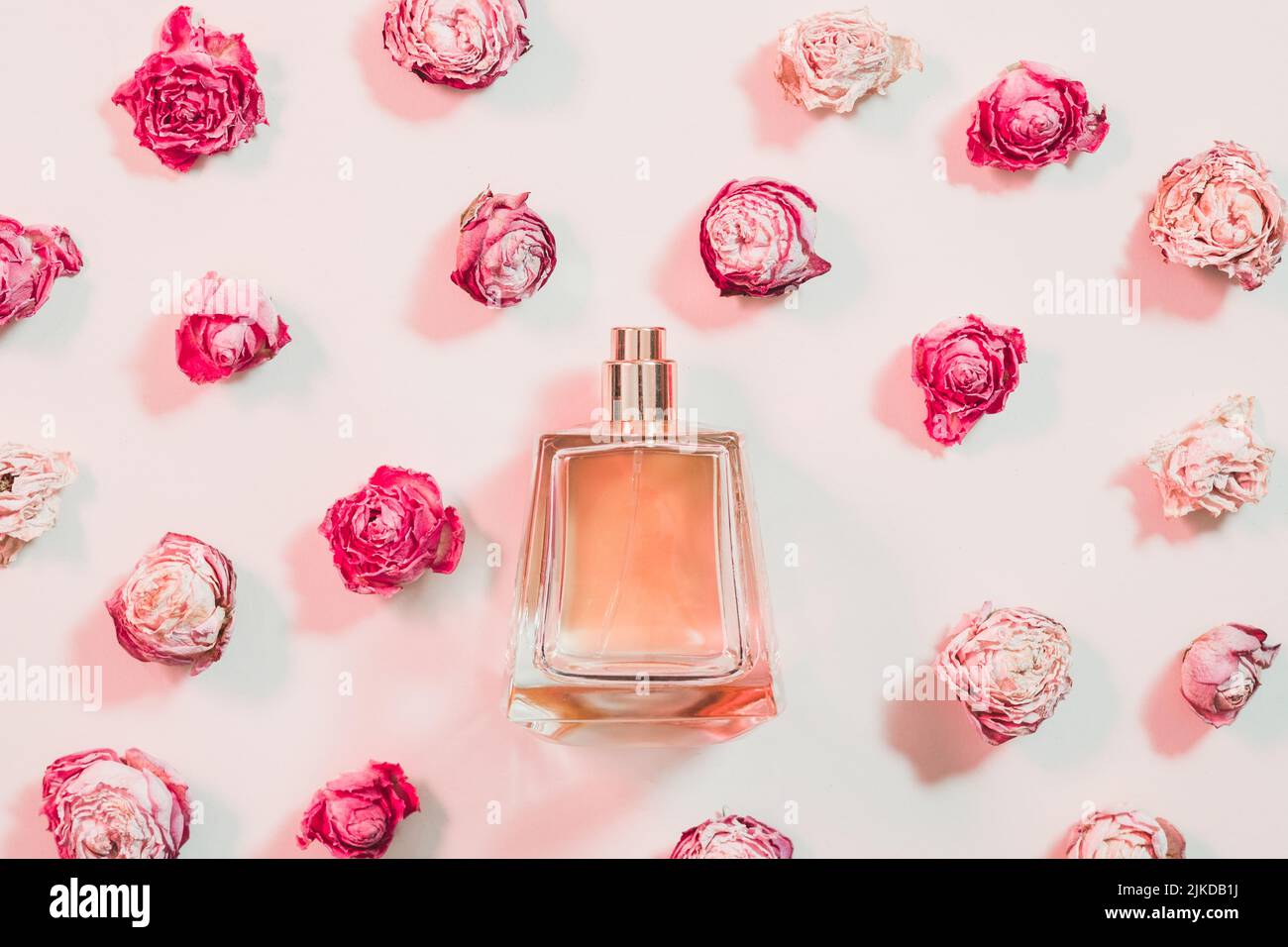 Perfume for women hi-res stock photography and images - Alamy