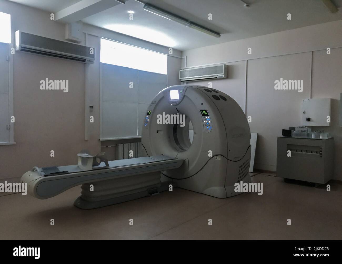 Computed tomography hi-res stock photography and images - Alamy