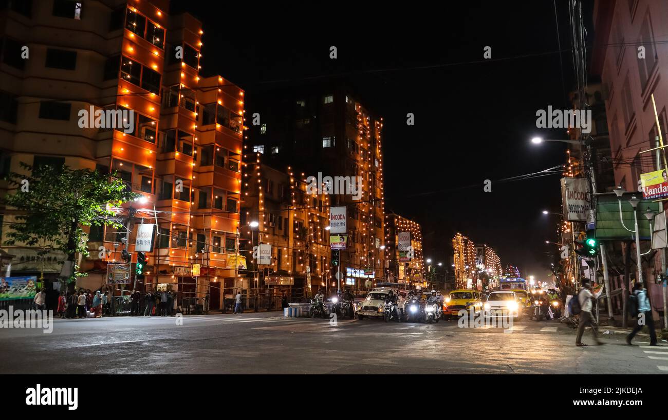 Street of Kolkata During Festivals. Durga Pooja Stock Photo - Alamy