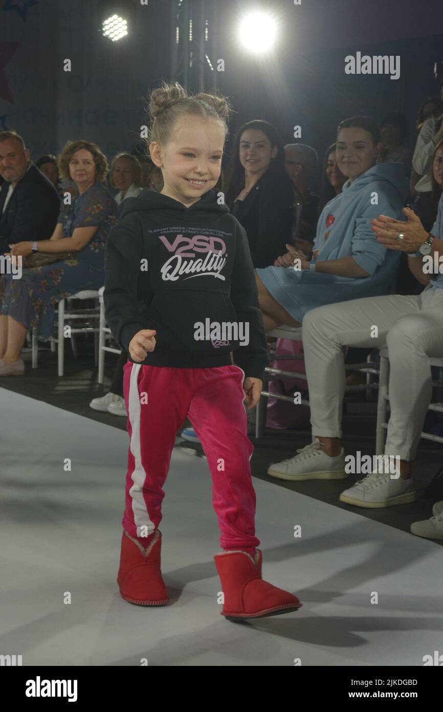 Special show of V2SD Russian brand sportswear of the Olympic champion ...