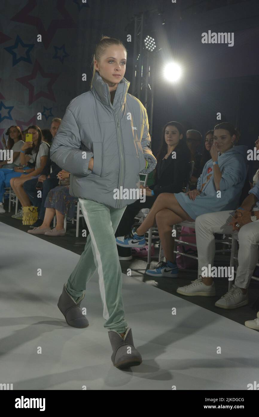 Special show of V2SD Russian brand sportswear of the Olympic champion ...