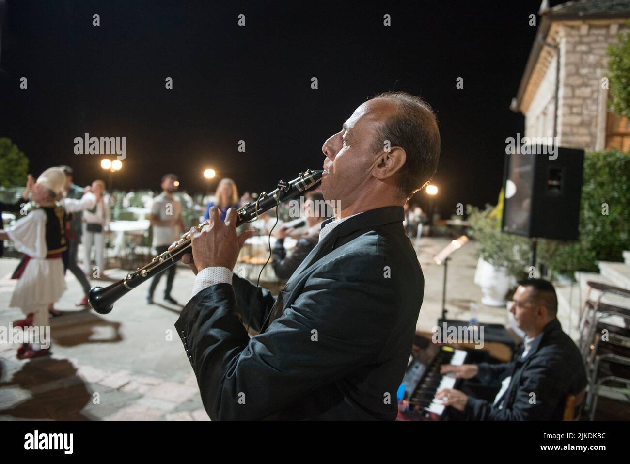 Clarinet player hi-res stock photography and images - Alamy