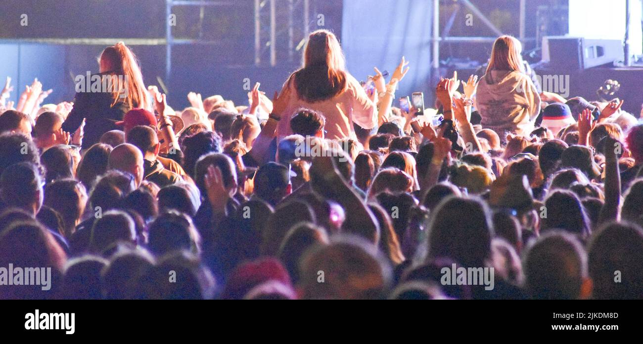 Ella Eyre Performing Live On Stage In Concert, Day 2 Of Victorious ...