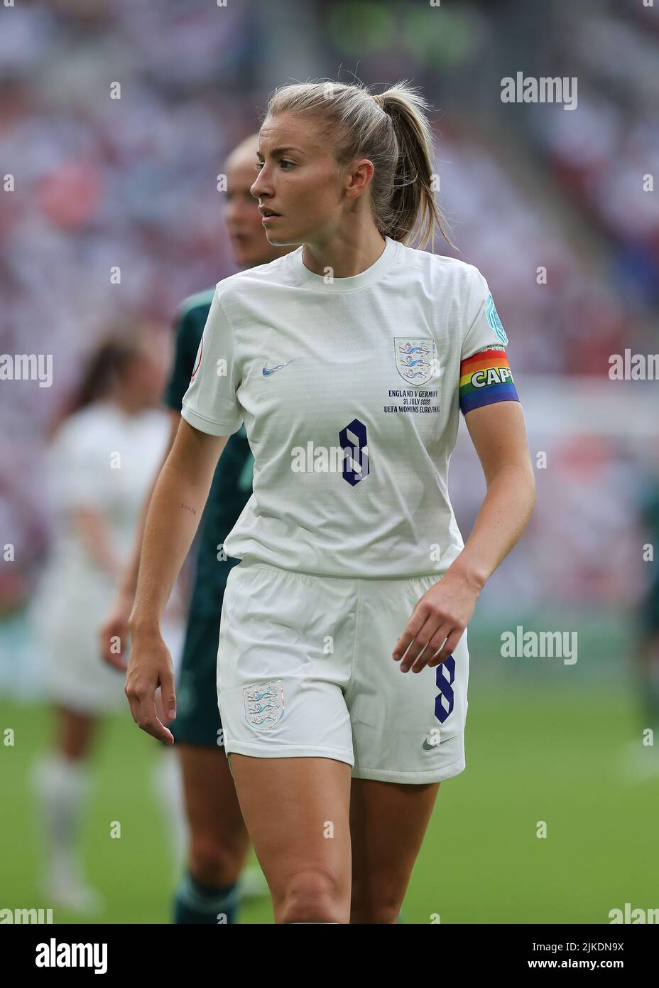 England womens leah williamson hi-res stock photography and images - Alamy