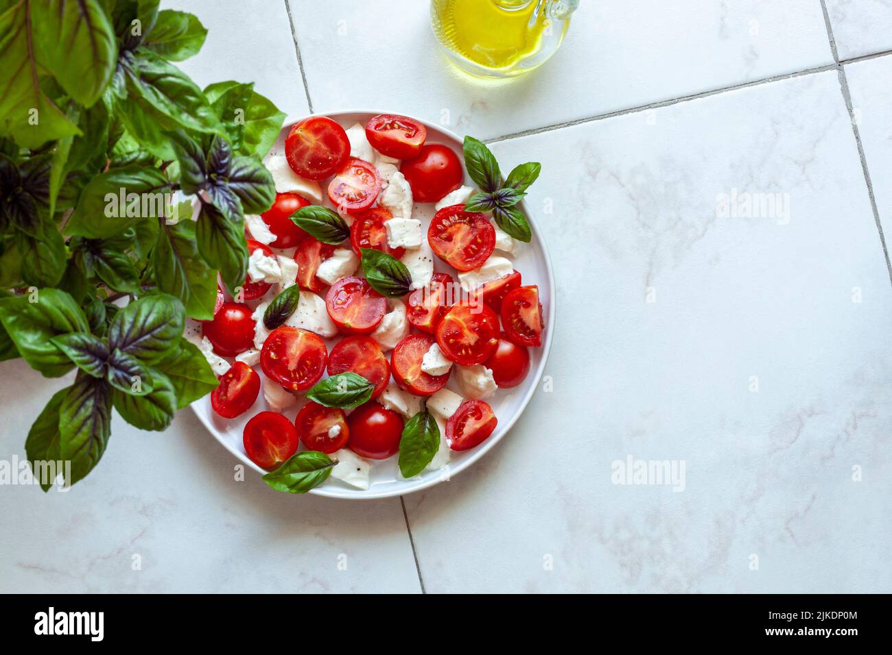 Easy caprese recipe hi-res stock photography and images - Alamy