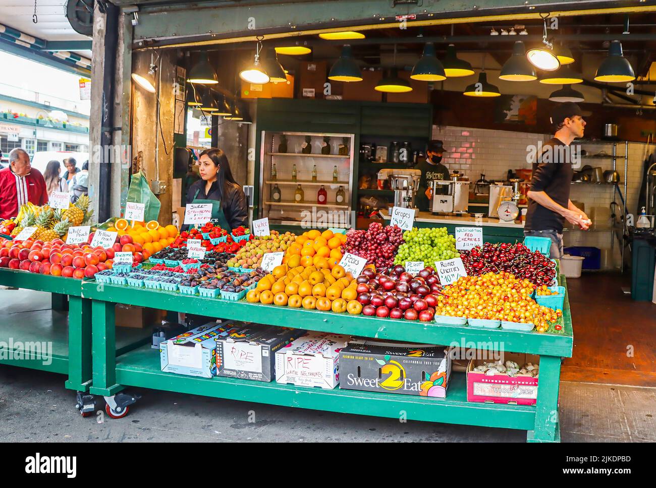 Fruit stand united states hi-res stock photography and images - Alamy